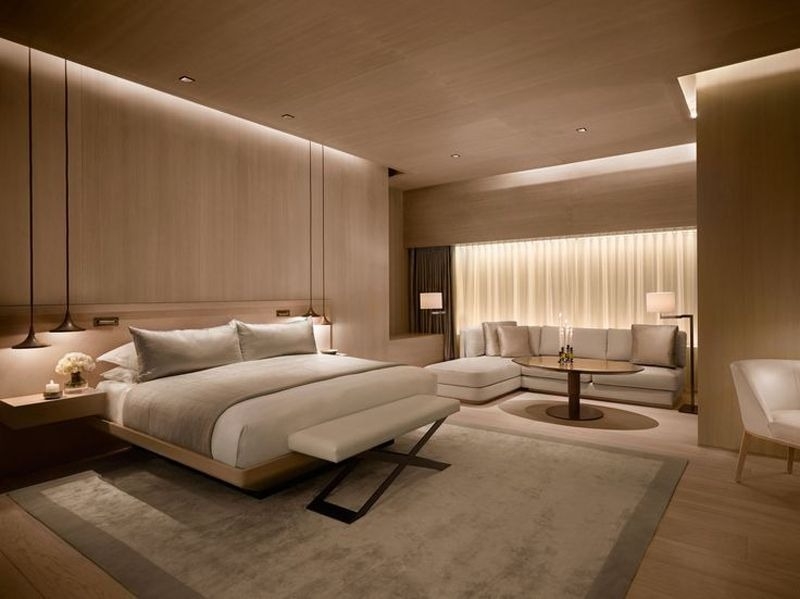 How Bed Height Impacts Guest Experience and Hotel Room Standards